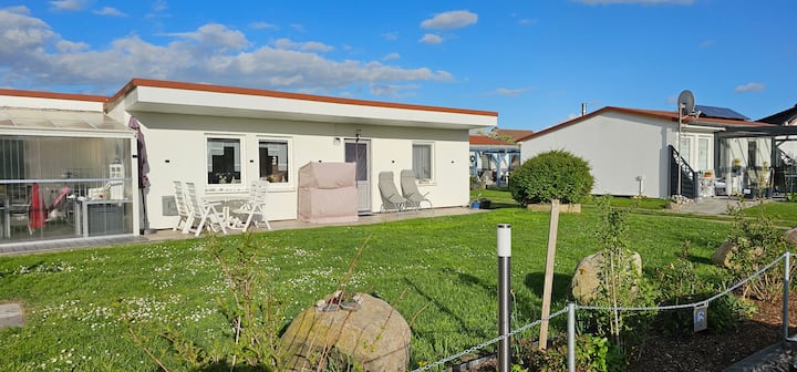 Maritimer Meerlust Bungalow 
Ostseebad Nienhagen - Warnemünde