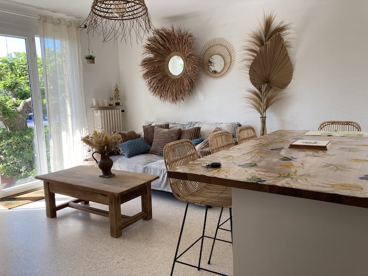 Plage à 50 M – Appartement 2 Chambres Avec Cour - Carnon