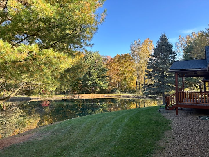 Cabin 42 | Private, With Pond And Wooded View - Burbank, OH
