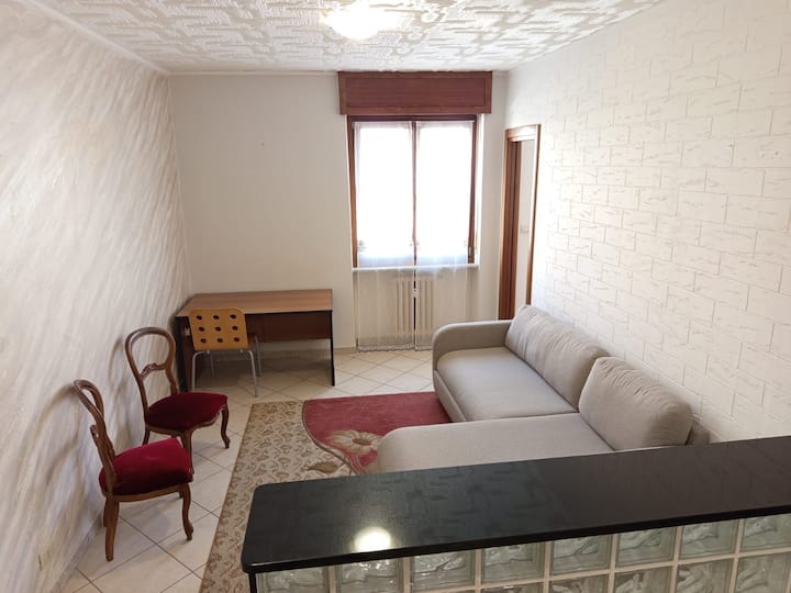 Accogliente Alloggio Nel Centro Storico Di Aosta - Aosta