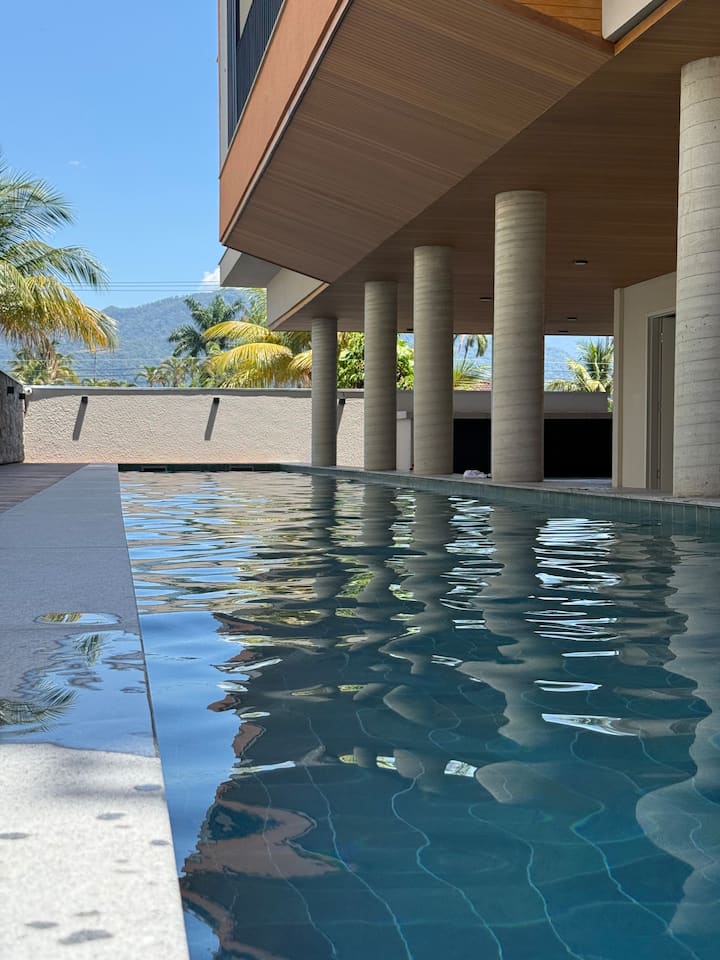Apto C/piscina+ Ar| 4 Pessoas| Itaguá| Garagem - Ubatuba