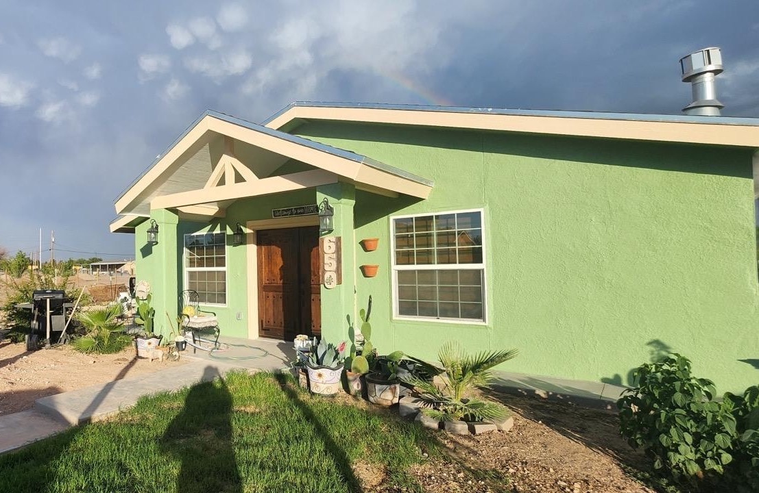 Socorrito Gewächshaus. - Häuser zur Miete in Socorro, Texas, Vereinigte ...