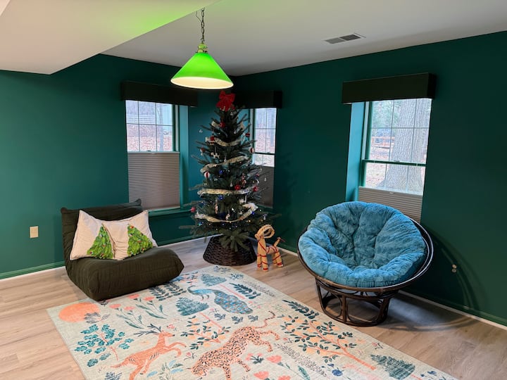 Cozy Basement Suite - Clifton, VA