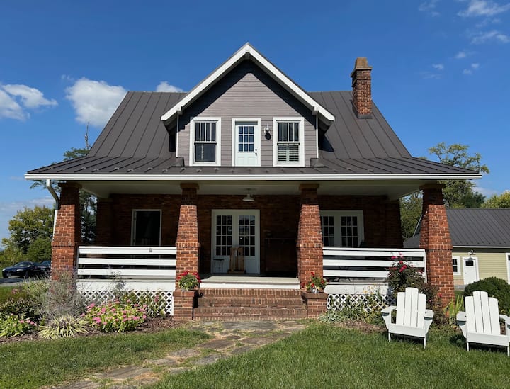 Rectortown Retreat With Blue Ridge Sunsets - Marshall, VA