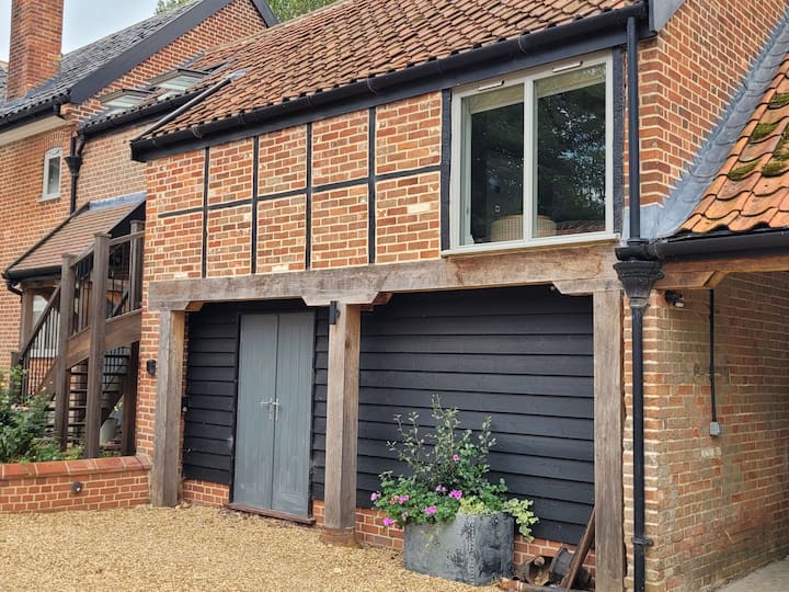 The Hayloft At Church Farm - Wymondham