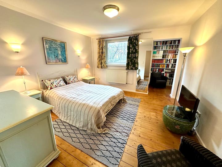 Süßes Appartment In Einfamilienhaus Mit Garten - Berlín