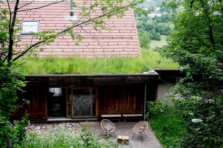 Maison éCologique En Forêt Dans Les Hautes-alpes - Le Dévoluy