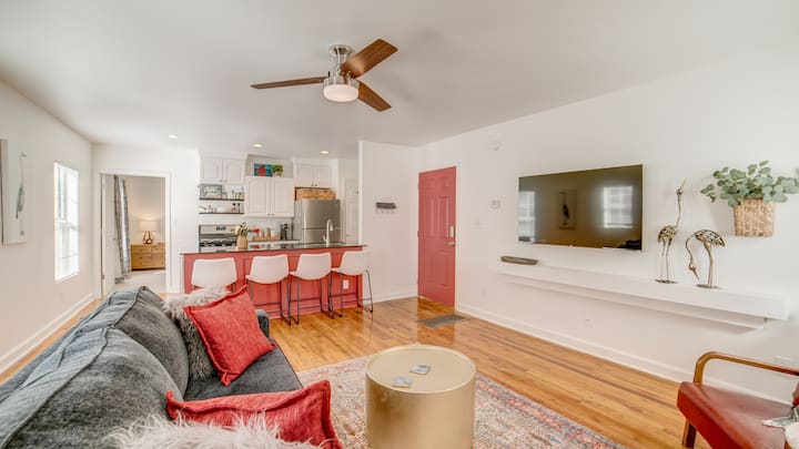 The Renwick Pink/walk To Cherry Street - 塔爾薩