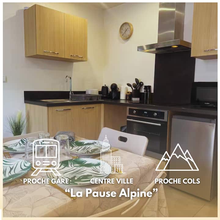 ° La Pause Alpine - Centre Ville - Proche Gare ° - Saint-Jean-de-Maurienne