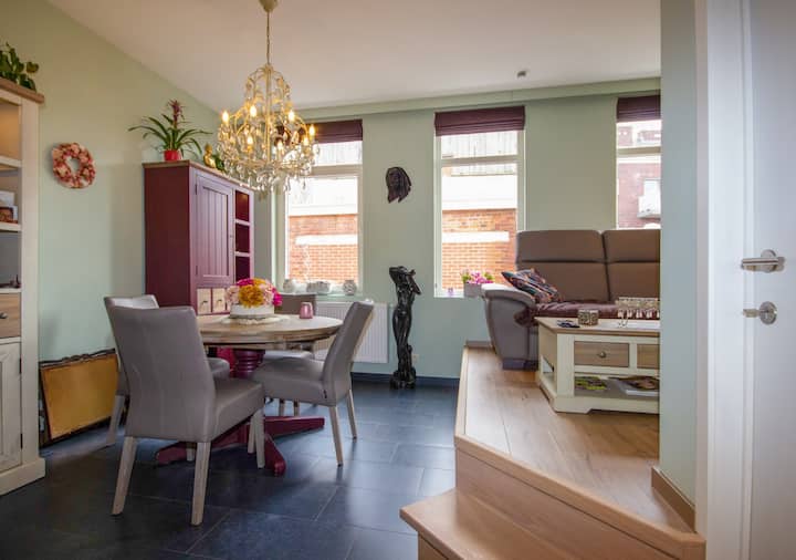 Gezellige Woning Nabij De Haven - Beveren