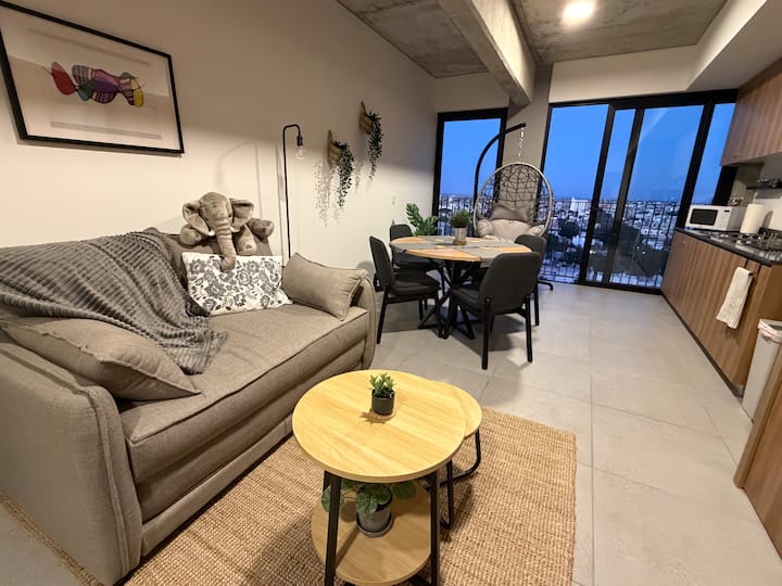 Modern Luxury And Comfort Above Gdl, And The View! - México
