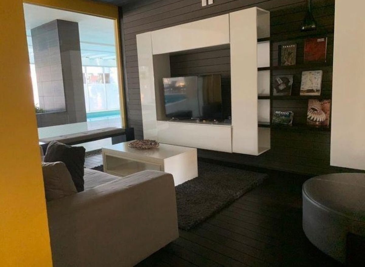 Accommodation per day/ week/ month for the World Cup. - Apartments for ...