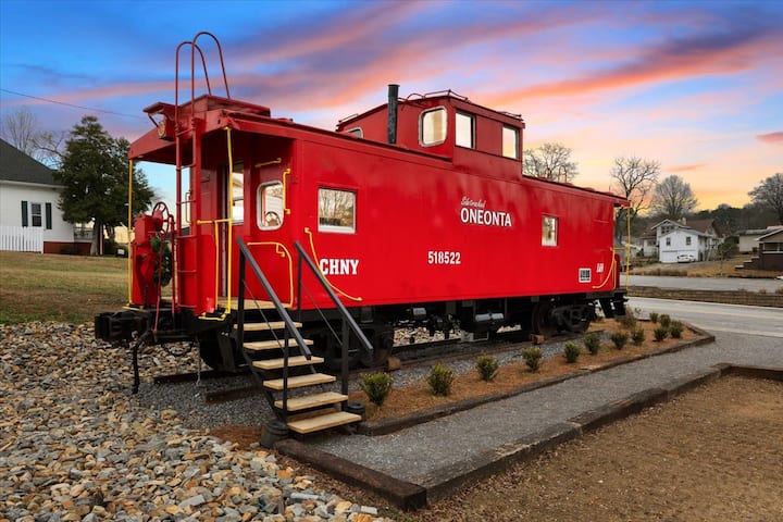 Sidetracked Oneonta - Oneonta, AL