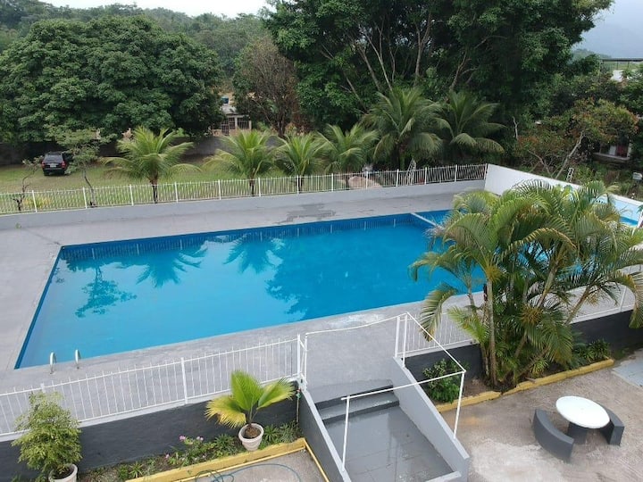 Piscina Malibu - Nova Iguaçu