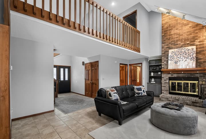 Nw Spacious 4 Br - Fort Wayne, IN