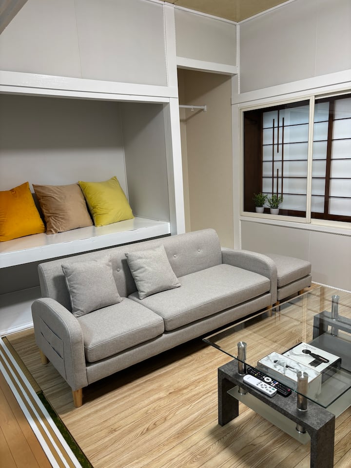 小樽駅､運河徒歩6分/無料駐車場徒歩3分/コンビニ徒歩2分/ペットok一棟貸切 /2ldk7名宿泊可 - Otaru