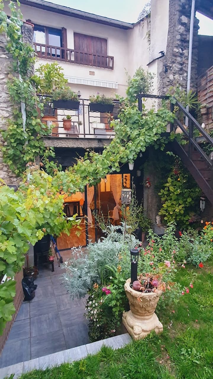 Appartement Dans Maison Avec Patio - Tarascon-sur-Ariège