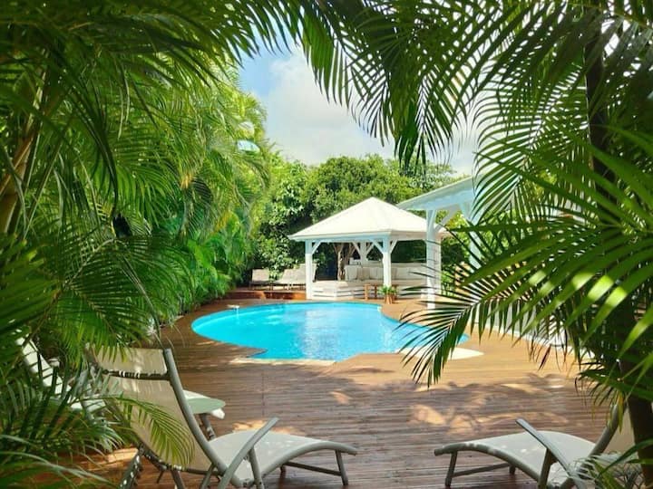 Villa Cazabelle, Le Helleux - Guadeloupe