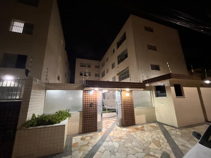 Apartamento A 200m Da Praia - Peruíbe