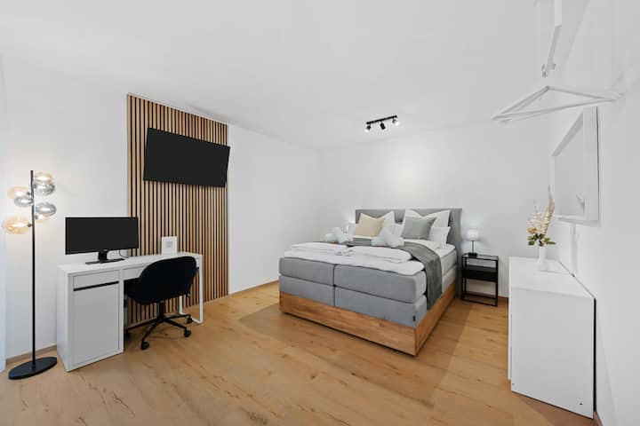 M&g Studio Apartment Neu-ulm Zentral Mit Parkplatz - Neu-Ulm