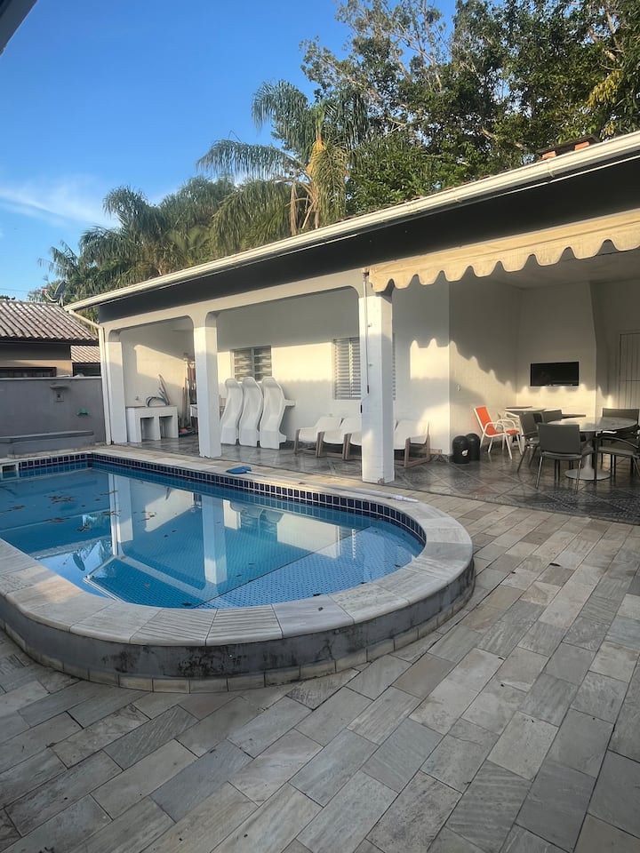 Riviera São Lourenço M30 P/ Família C/piscina - Bertioga