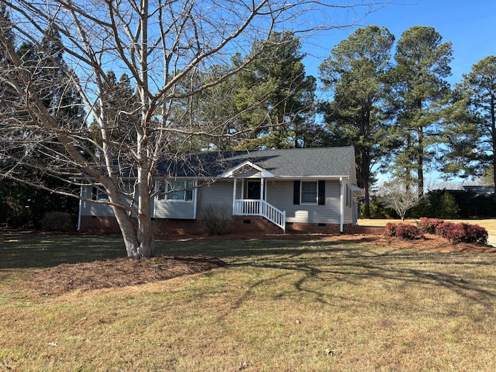 Hideaway By Tanger - Graham-Mebane Lake