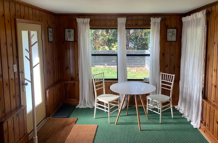 Treehouse Apartment In Columbia City/seward Park - Seattle, WA