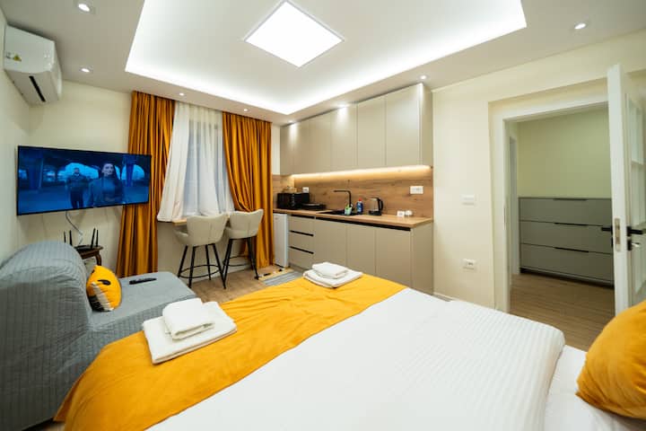 Modern Newly Furnished Apartment In City Center - Tirana