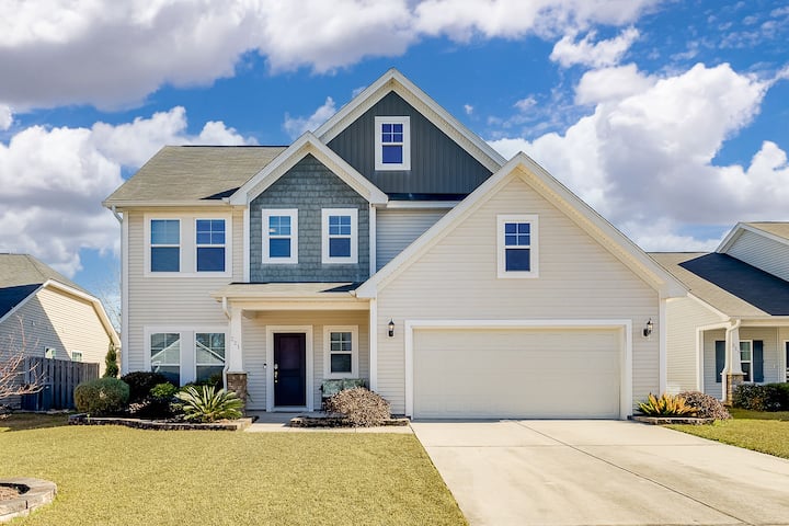 Spacious Pooler Home Near Savannah & Airport - Pooler, GA