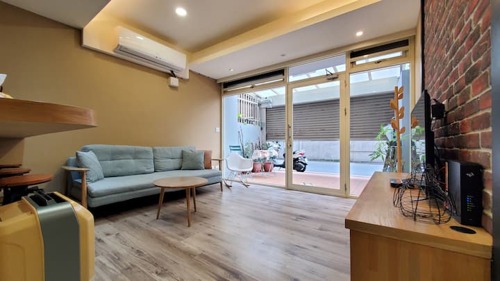 5 Min Mrt@shilin Tianmu Garden Ground Floor For1-8 - Taipei