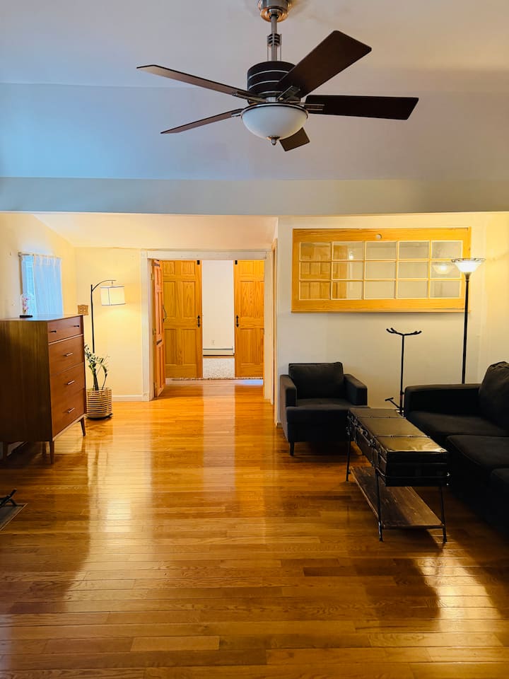Wooded Retreat Near Bethel Woods/deck/hot Tub - Bethel, NY