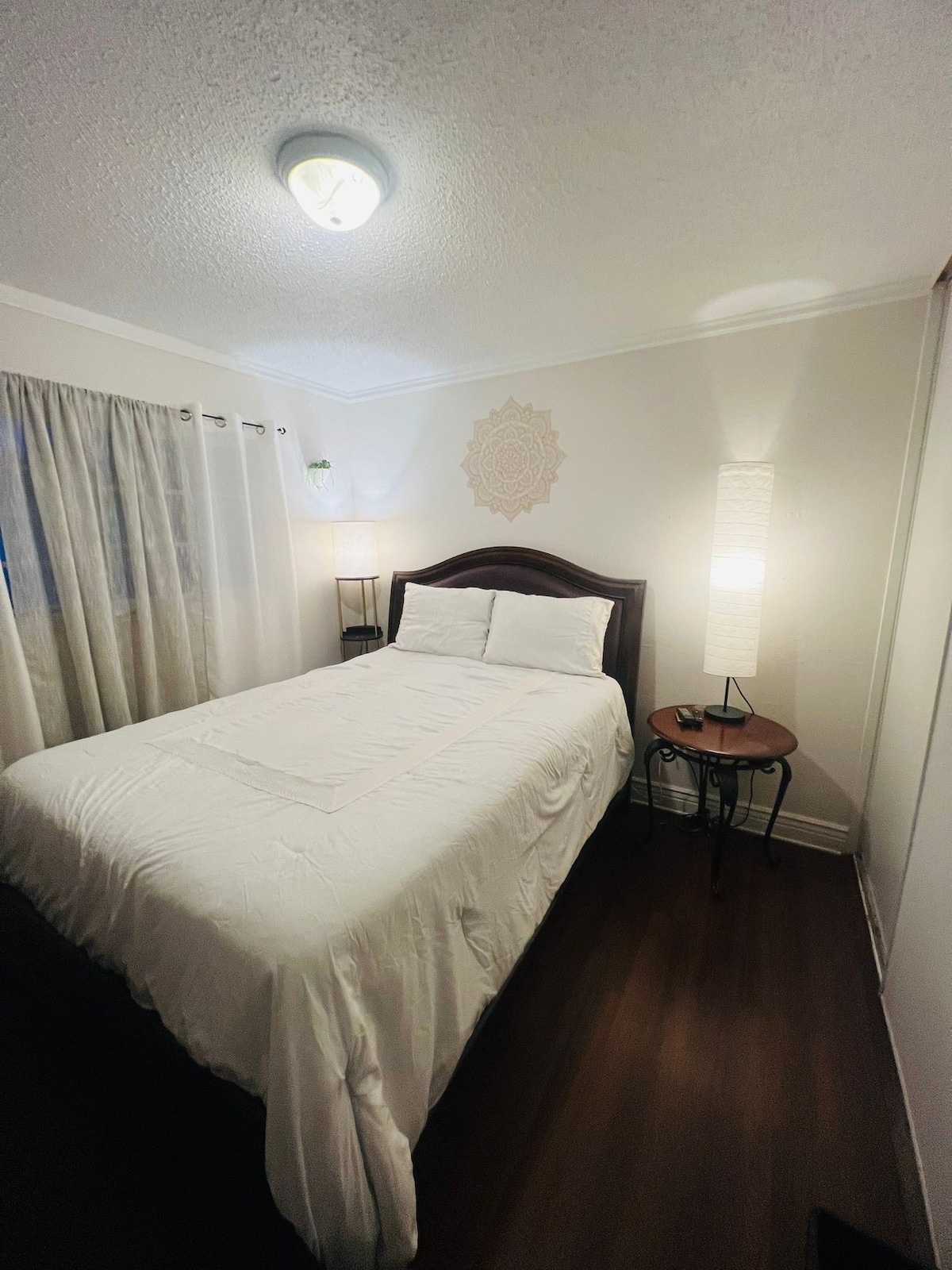 Simple and clean cozy room - Houses for Rent in Sacramento, California ...
