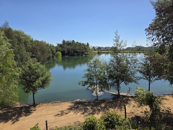 Cabaña 2 De Campo Con Piscinas Y Sala De Juegos - San Clemente, Chile