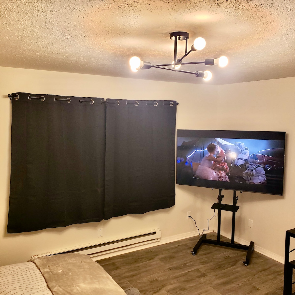 Private Bed & Bath, 4K65" TV, Mini Kitchen Station - Apartments for ...