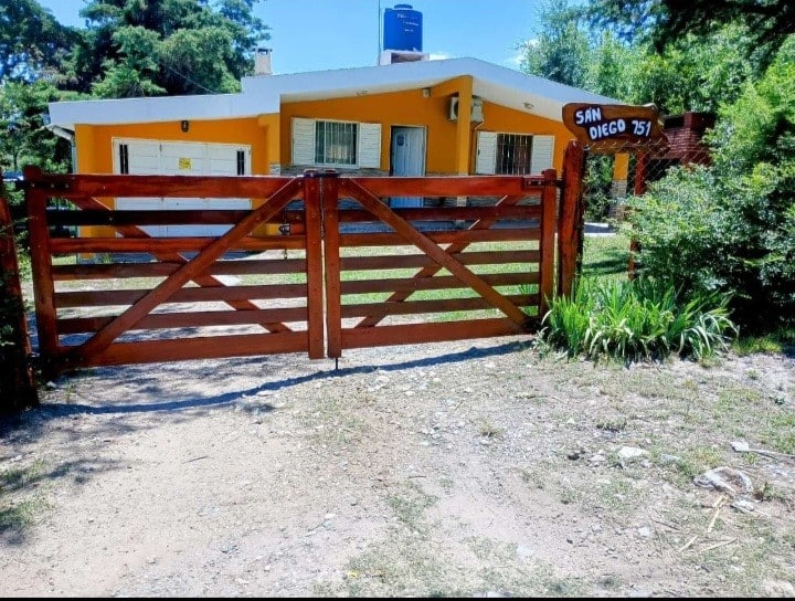 Casa Por Temporada En Valle Hermoso Córdoba - La Falda