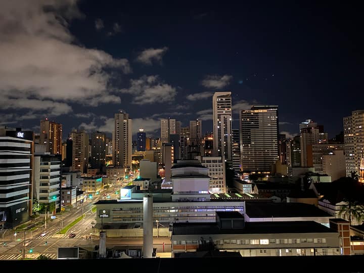 Lindo Apartamento Na Visconde De Guarapuava - Curitiba