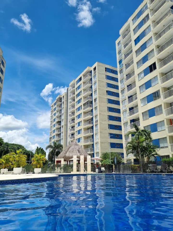 Descanso Familiar En Ricaurte|club House & Piscina - Ricaurte