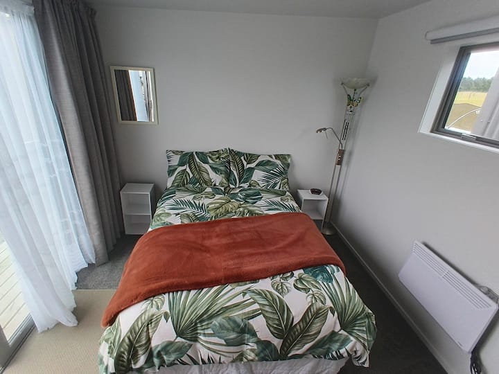 Cabin With Private Bathroom - 