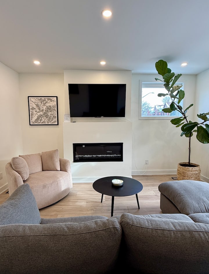 Flora House - Ottawa