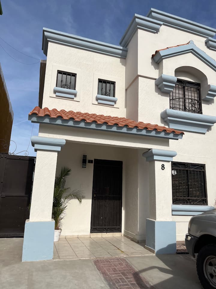 Casa En Privada Al Sur De Hermosillo - Hermosillo