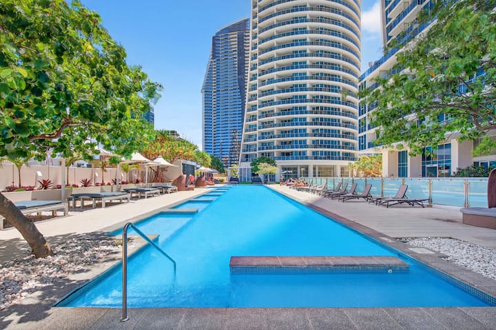H Residence L19 Ocean View 2br - Gold Coast