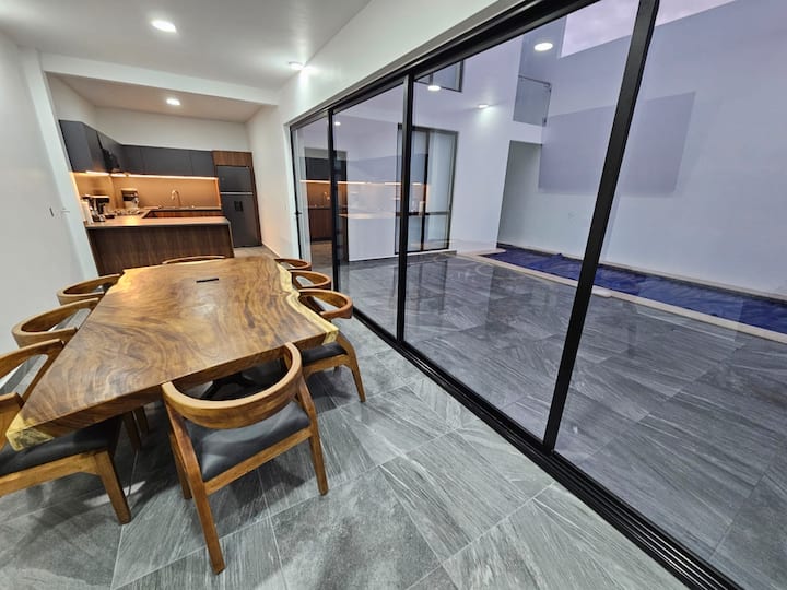 Residencia Sacnicte En Ixtapan Con Alberca Privada - Mexico