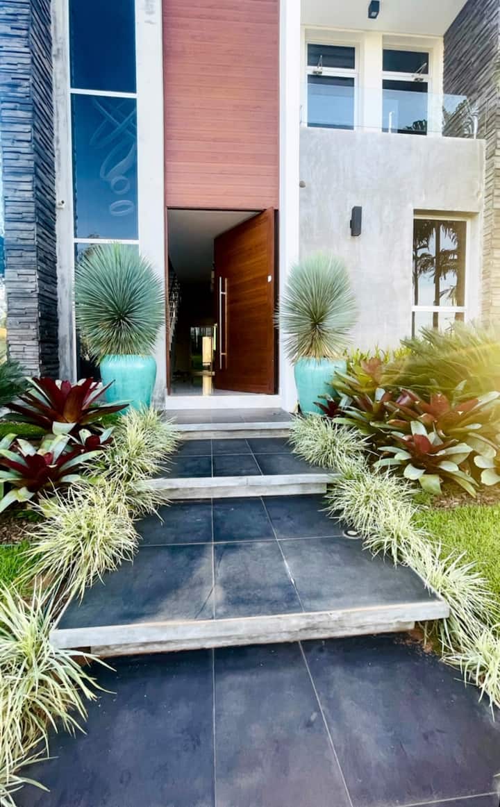 Lujosa Casa En Aqua Village - Paraguay