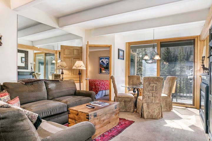 1 Bedroom Condo With A King/queen And Bunk Beds - Vail, CO