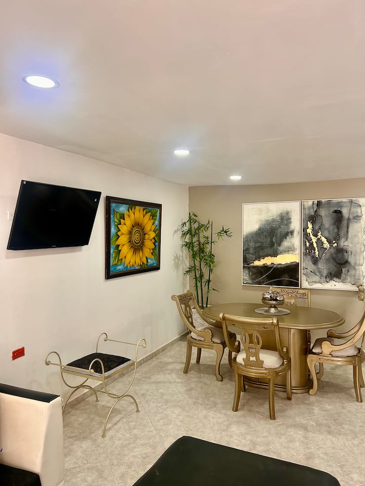 ¡Gran Casa Cerca Al Malecón! - Barranquilla