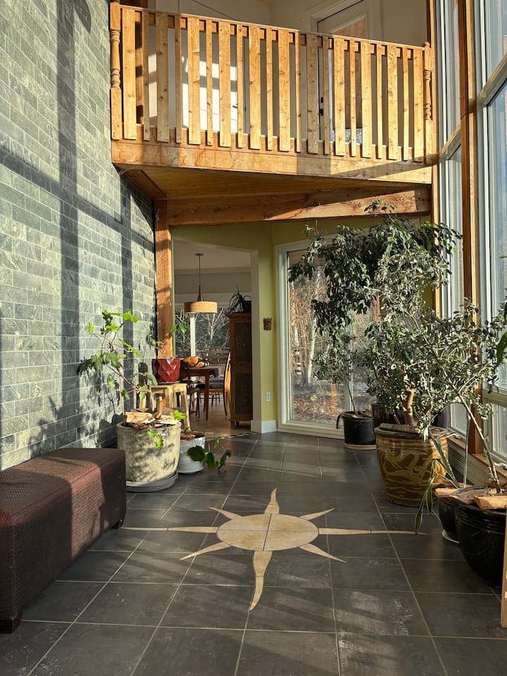 Sunny Retreat Near Nelson & Whitewater Ski Resort - Nelson