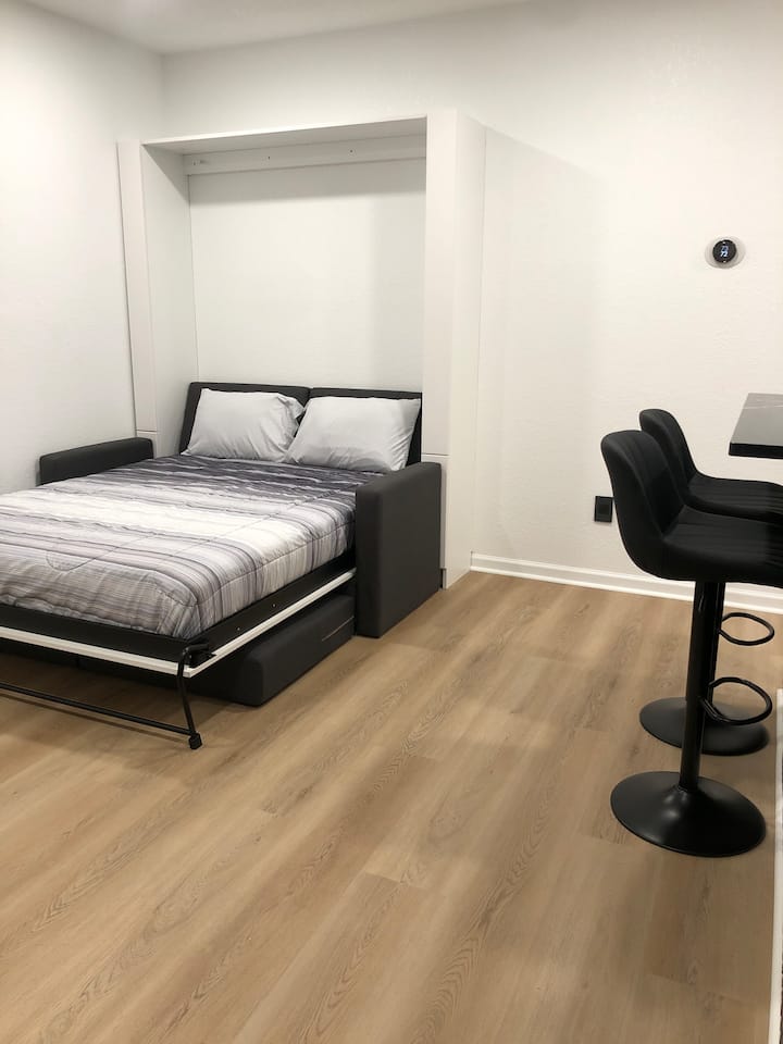 The Magnolia Jem With A Private Entrance - Suffolk, VA