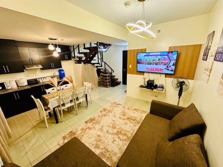 Spacious Unit For Family W/ Videoke - Ortigas Center