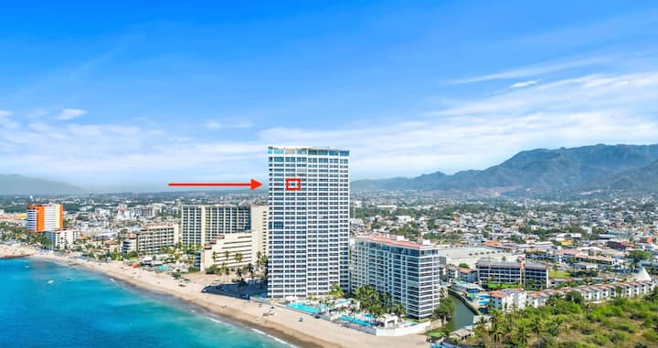 Oceanfront With Sunsets And Citylight Views - Mexico