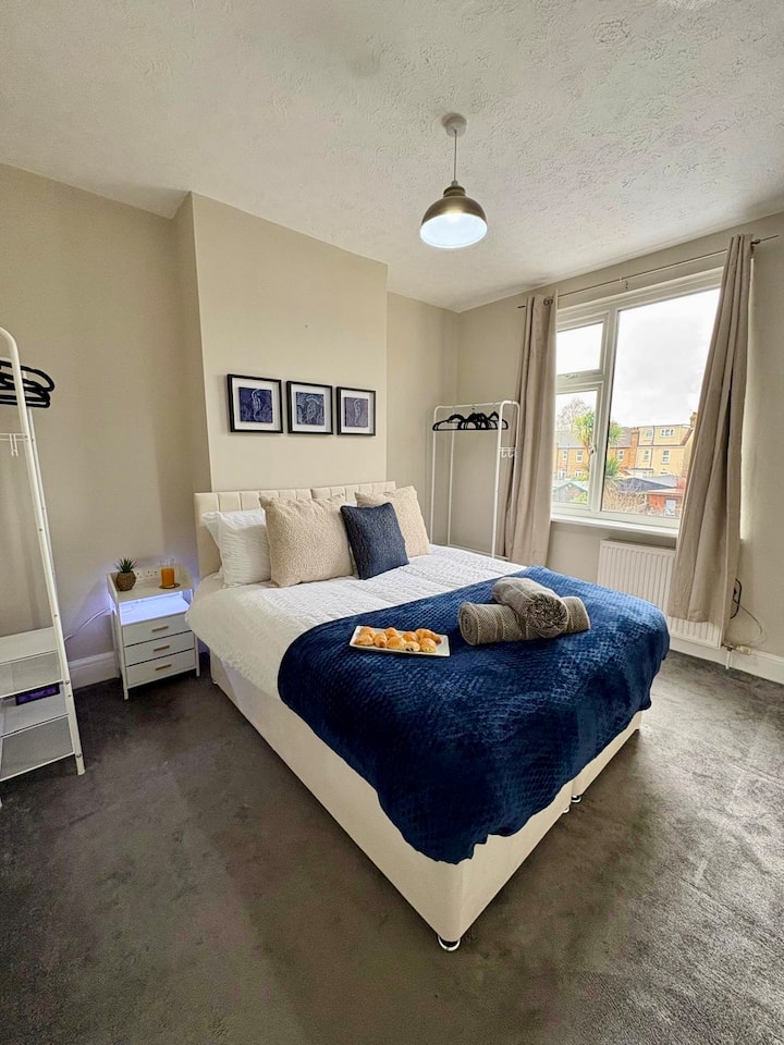 Stunning Southend 4 Bed•ideal For Families•nrbeach - Southend-on-Sea